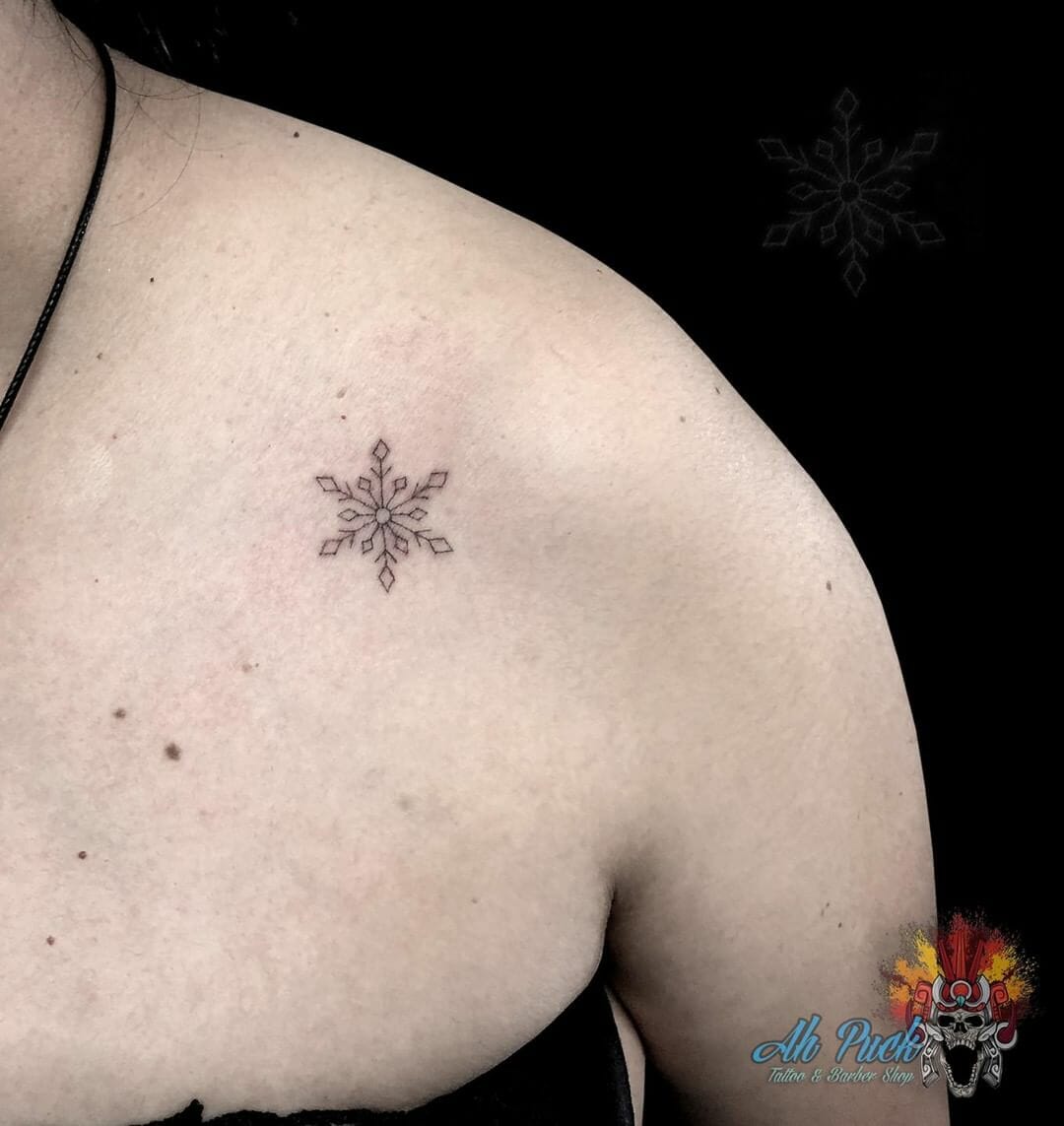 50+ Unique Snowflake Tattoo Concepts for Delicate Beauty - Psycho Tats