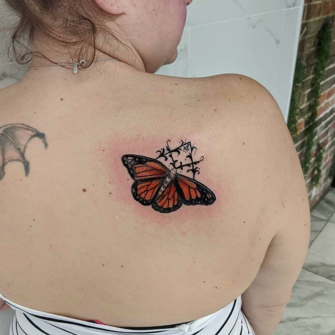 27 Simple Butterfly Tattoos With Great Meaning - Psycho Tats