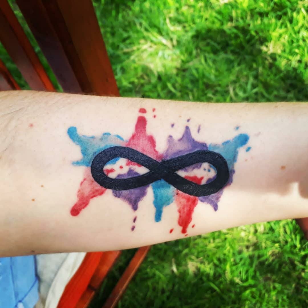 35 Unique And Creative Infinity Tattoo Ideas You Can’T Ignore - Psycho Tats