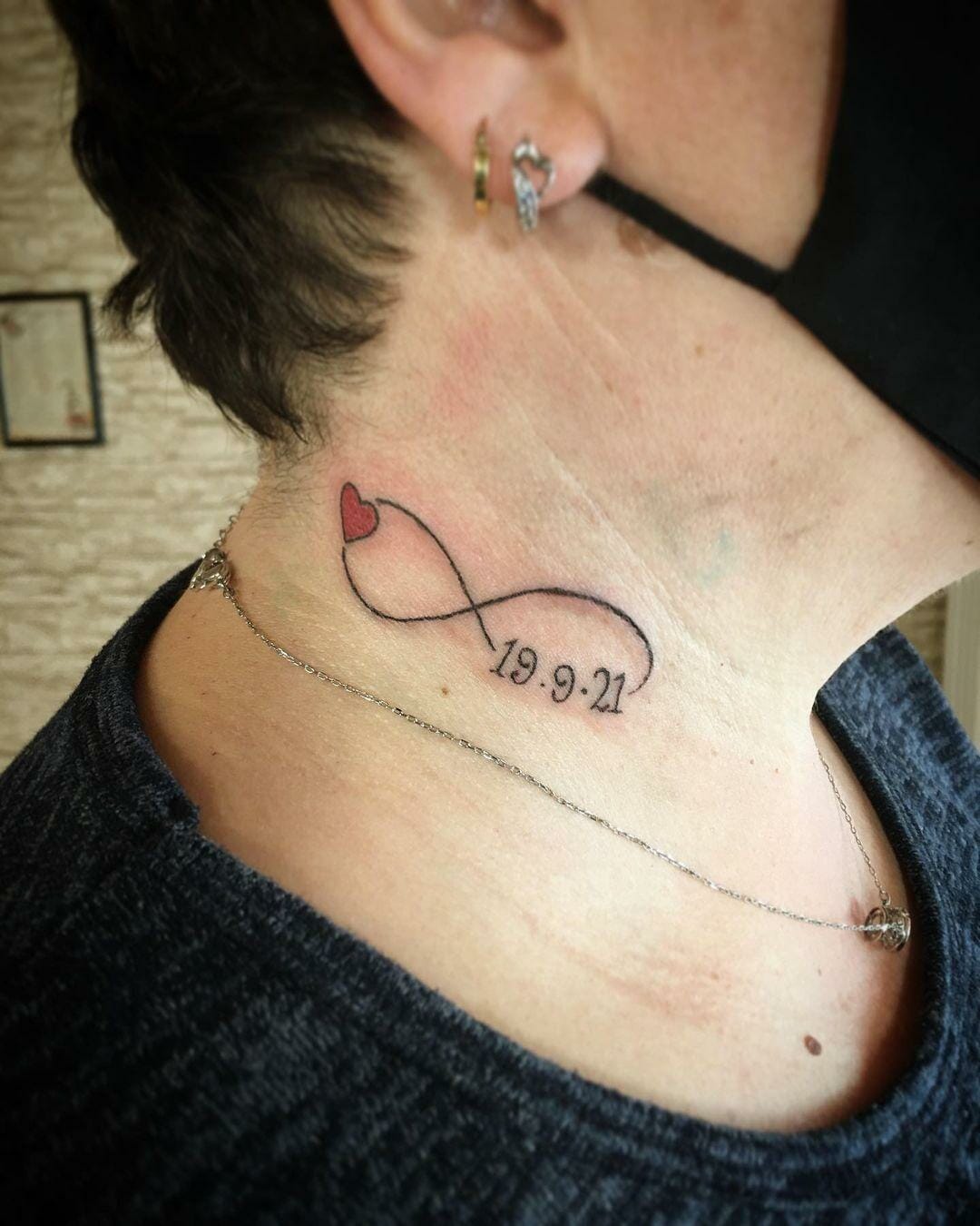 35 Unique And Creative Infinity Tattoo Ideas You Can’T Ignore - Psycho Tats