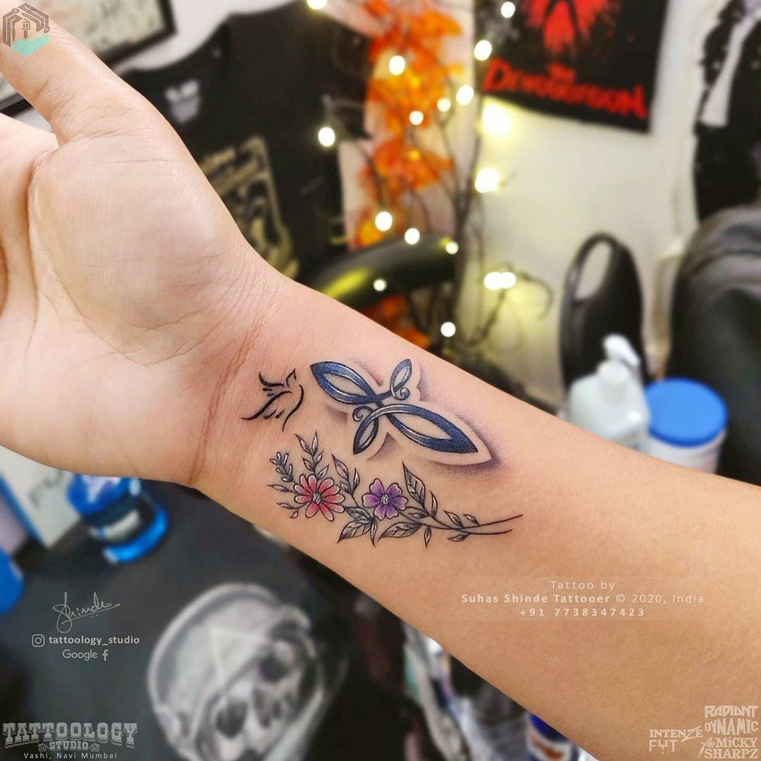 35 Unique And Creative Infinity Tattoo Ideas You Can’T Ignore - Psycho Tats