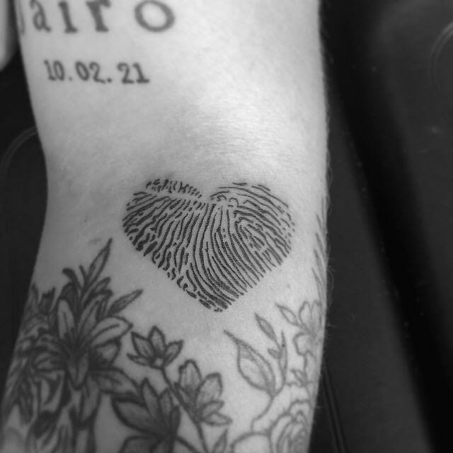 85 Fingerprint Tattoo- Preserving Memories and Identity - Psycho Tats