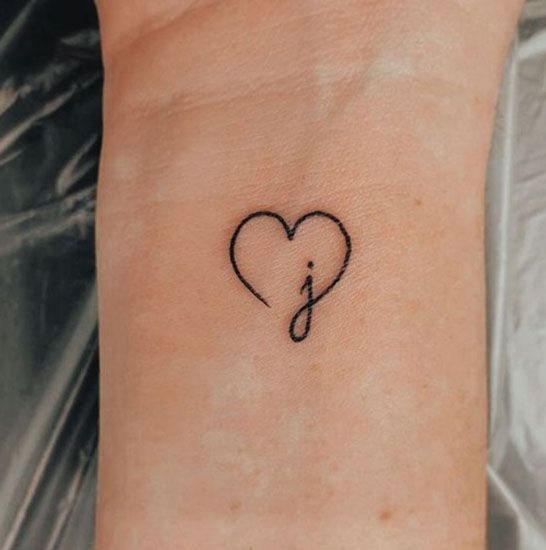 53 Mini Masterpieces: Small Heart Tattoo Designs for You - Psycho Tats