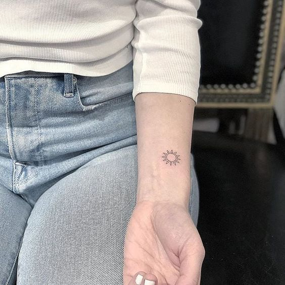 29 Radiant Sun Tattoo Designs Guaranteed To Make Your Day - Psycho Tats