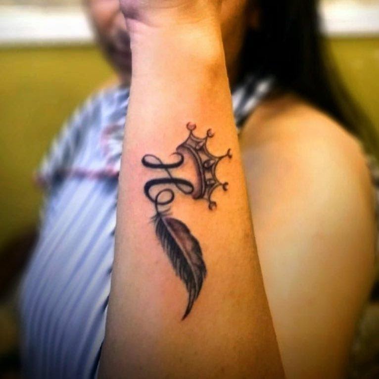 79+Cute And Attractive Hand Tattoo Ideas Girls Can’t Resist To Get ...