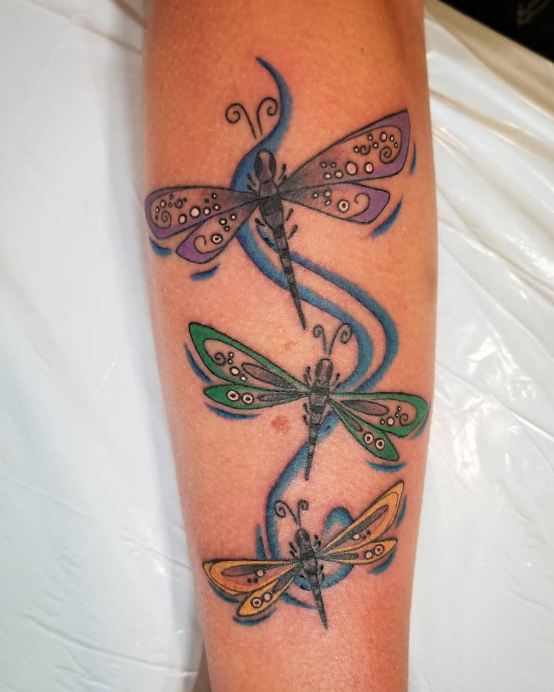 56 Artistic And Delicate Dragonfly Tattoo Ideas To Ink On The Body ...