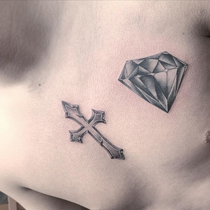 61 Inspiring And Symbolic Cross Chest Tattoo Ideas To Style Up - Psycho ...