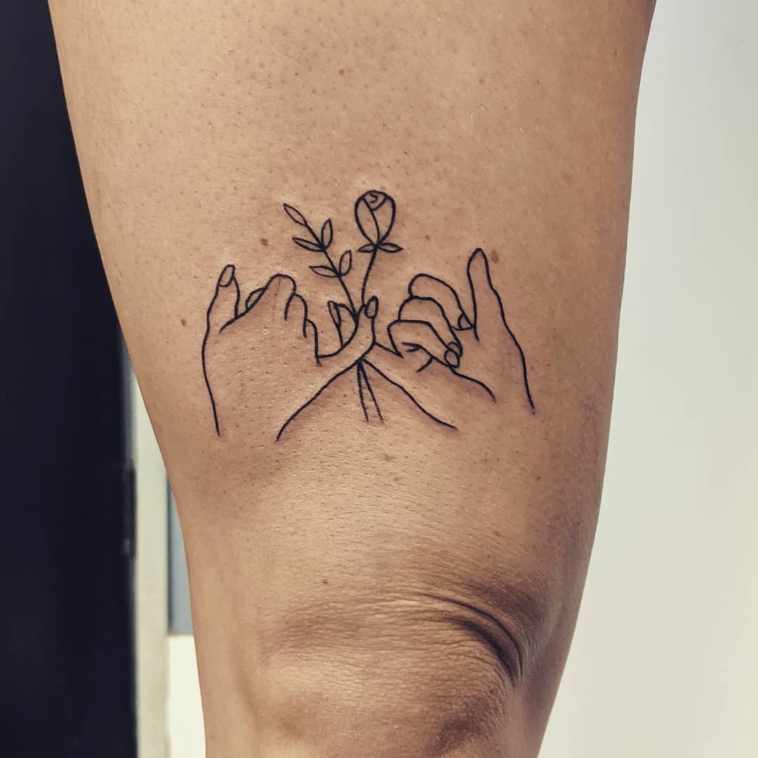 54 Favorite And Adorable Pinky Promise Tattoo Designs To Share - Psycho ...