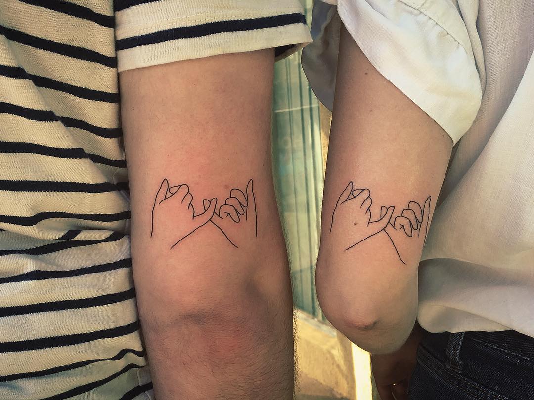 54 Favorite And Adorable Pinky Promise Tattoo Designs To Share - Psycho ...