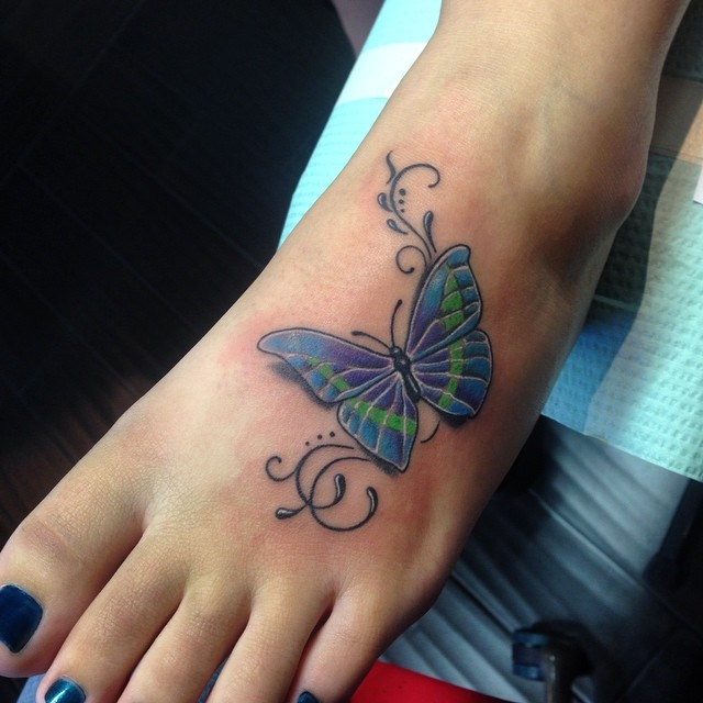 73 Delightful And Creative On Foot Butterfly Tattoo For Lovers - Psycho ...