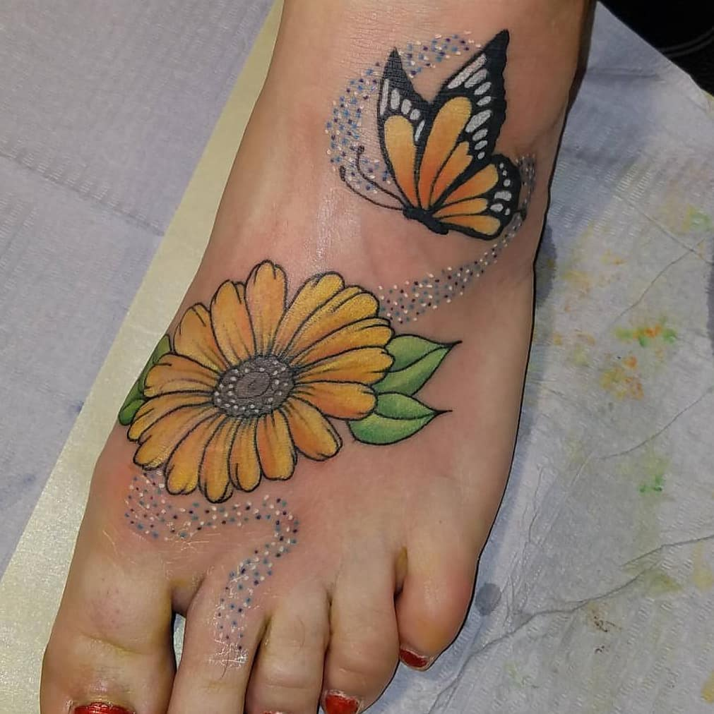 73 Delightful And Creative On Foot Butterfly Tattoo For Lovers - Psycho ...