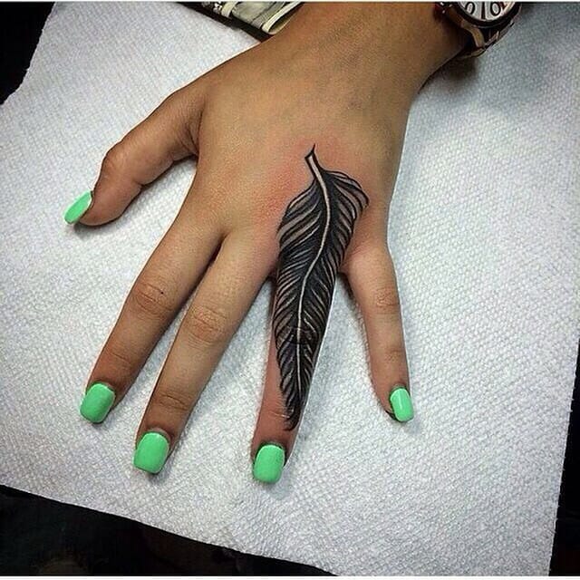 82 Breathtaking Inner And Side Finger Tattoos For This Year - Psycho Tats