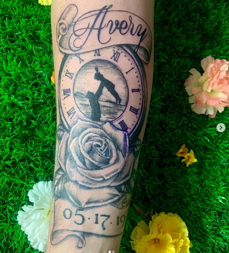 46 Great Scroll Tattoos Ideas and Design for Arm - Psycho Tats