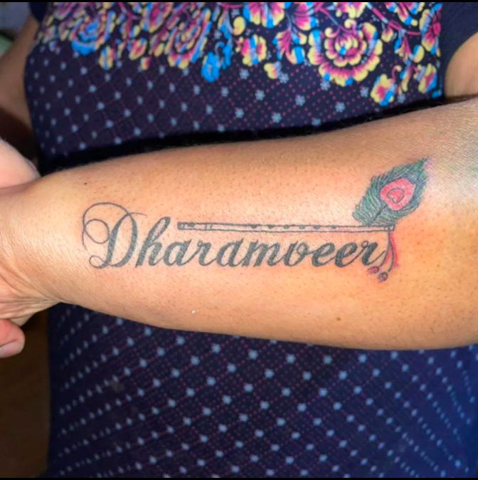 71 Catchy Tattoos Ideas and Design of Cool Names - Psycho Tats