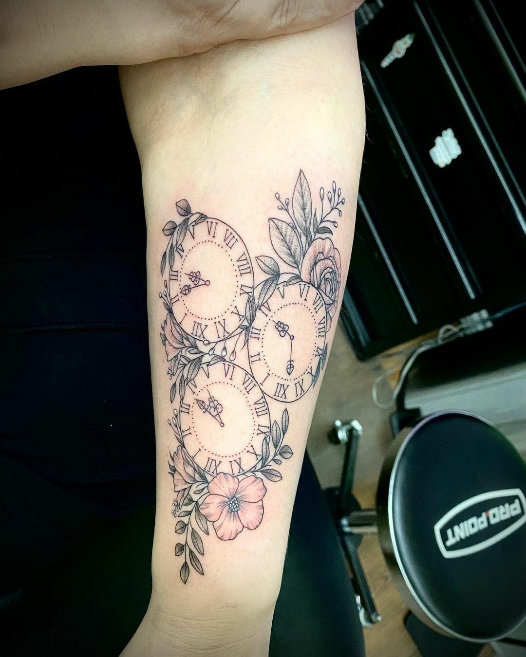 32 New Incredible Clock Tattoo Designs for Best Inking - Psycho Tats