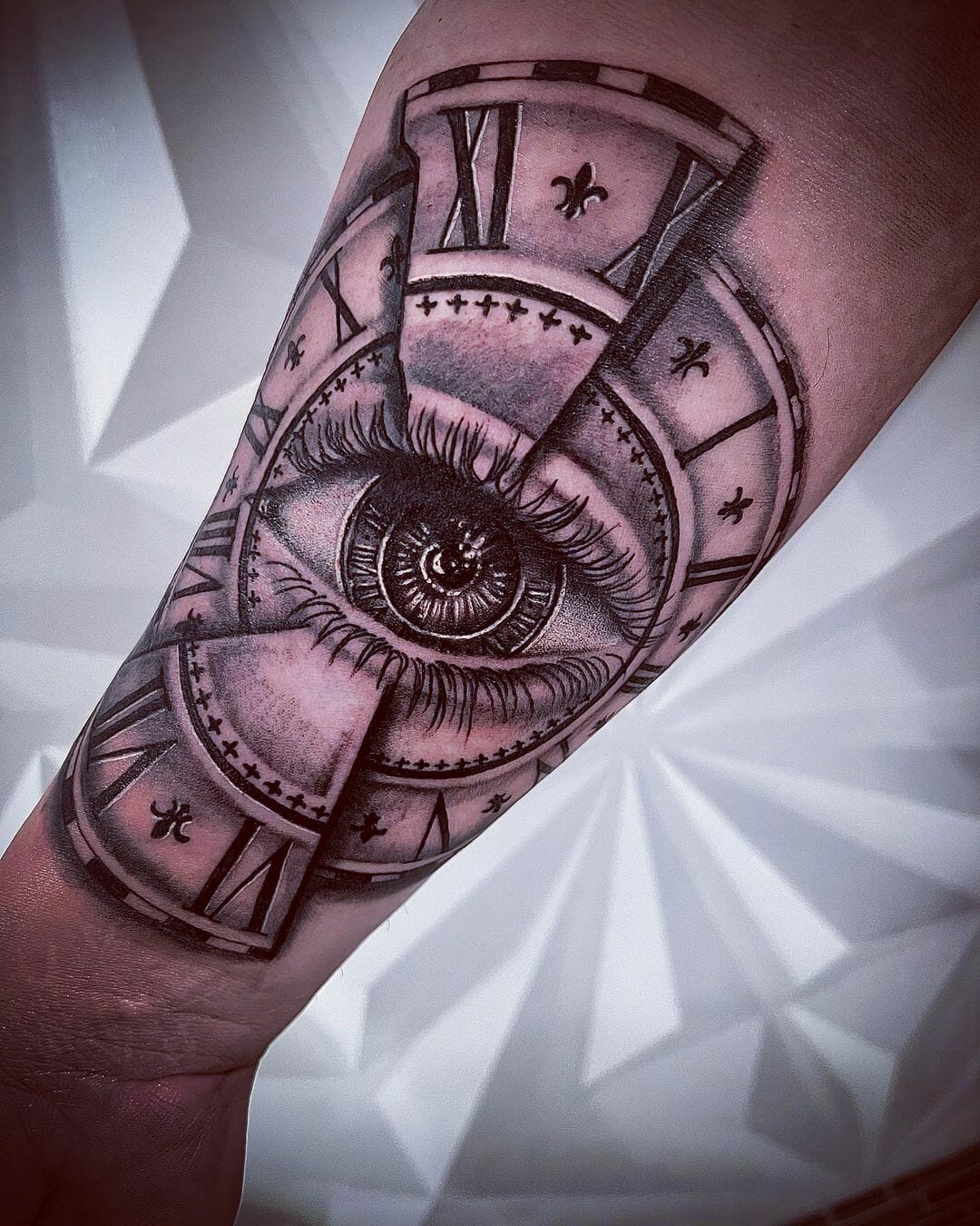 32 New Incredible Clock Tattoo Designs for Best Inking - Psycho Tats