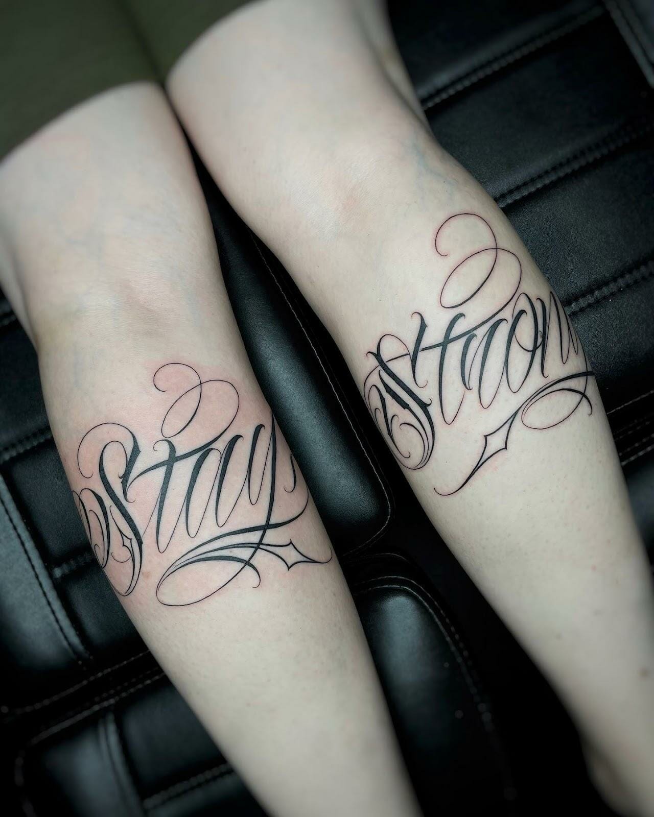 Alluring Stay Strong Phrase Tattoo Ideas - Psycho Tats
