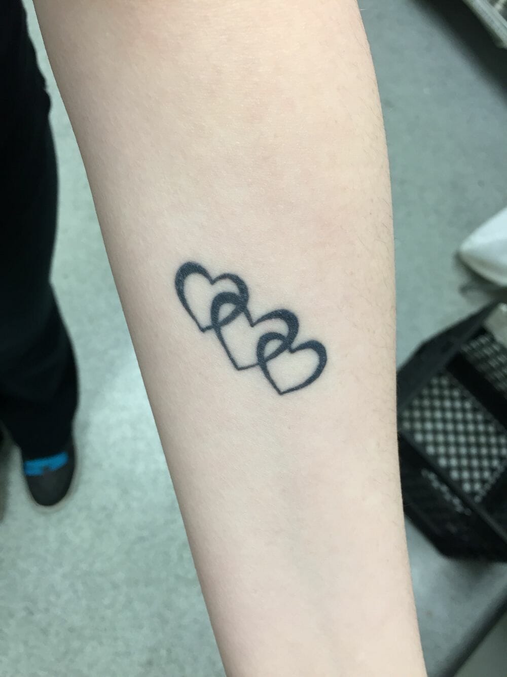 53 Mini Masterpieces: Small Heart Tattoo Designs for You - Psycho Tats