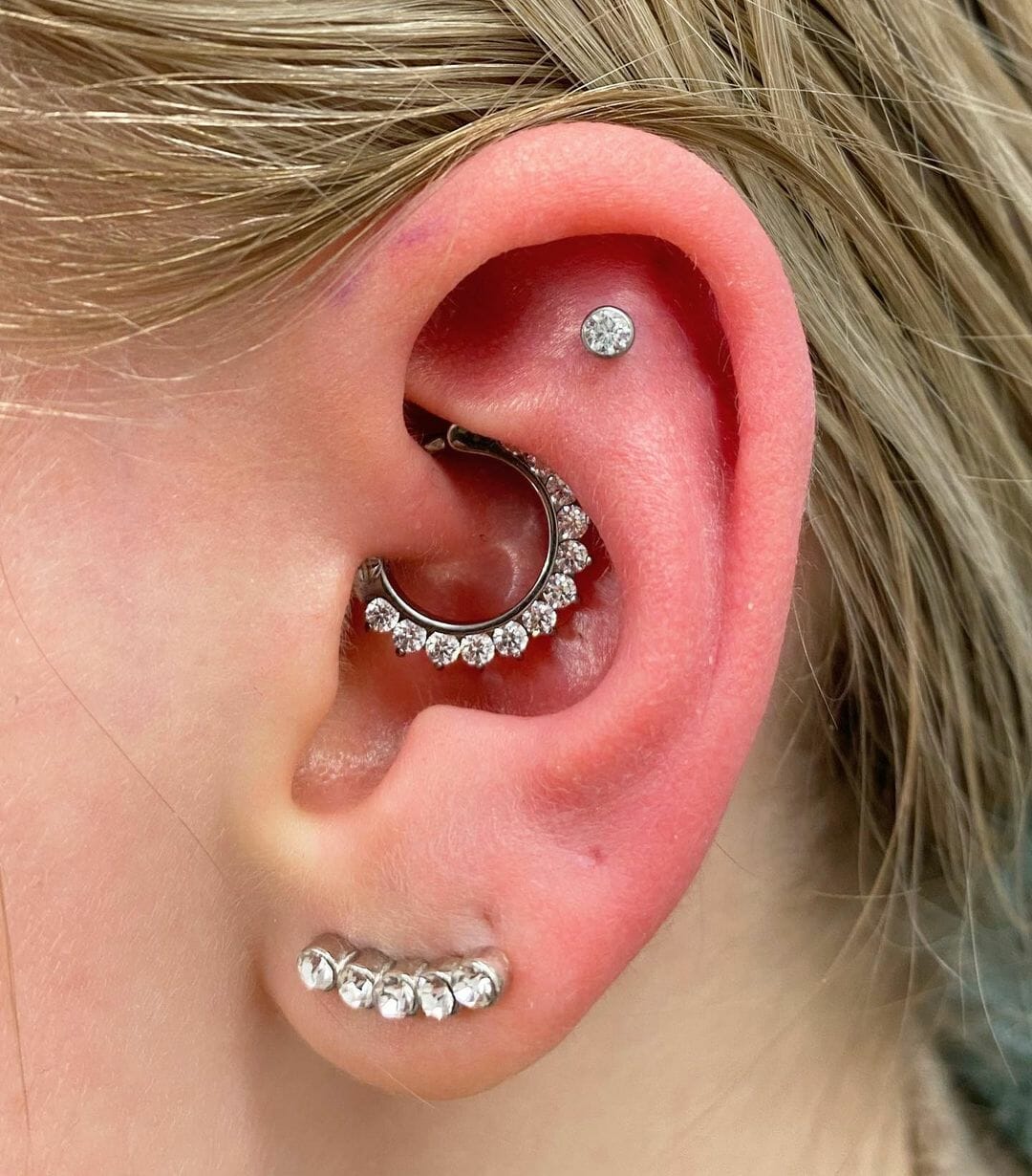 45 Impressive Flat Piercing Ideas That You’ll Be Smitten To See ...