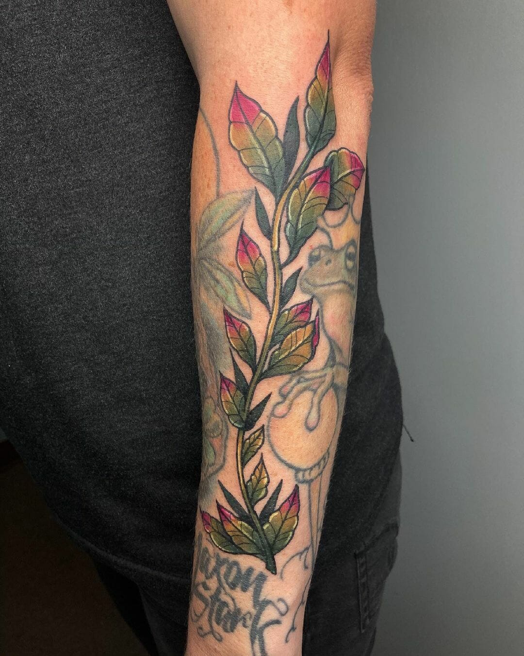 57 Vine Tattoos- A Comprehensive Gallery of Nature’s Artistry - Psycho Tats