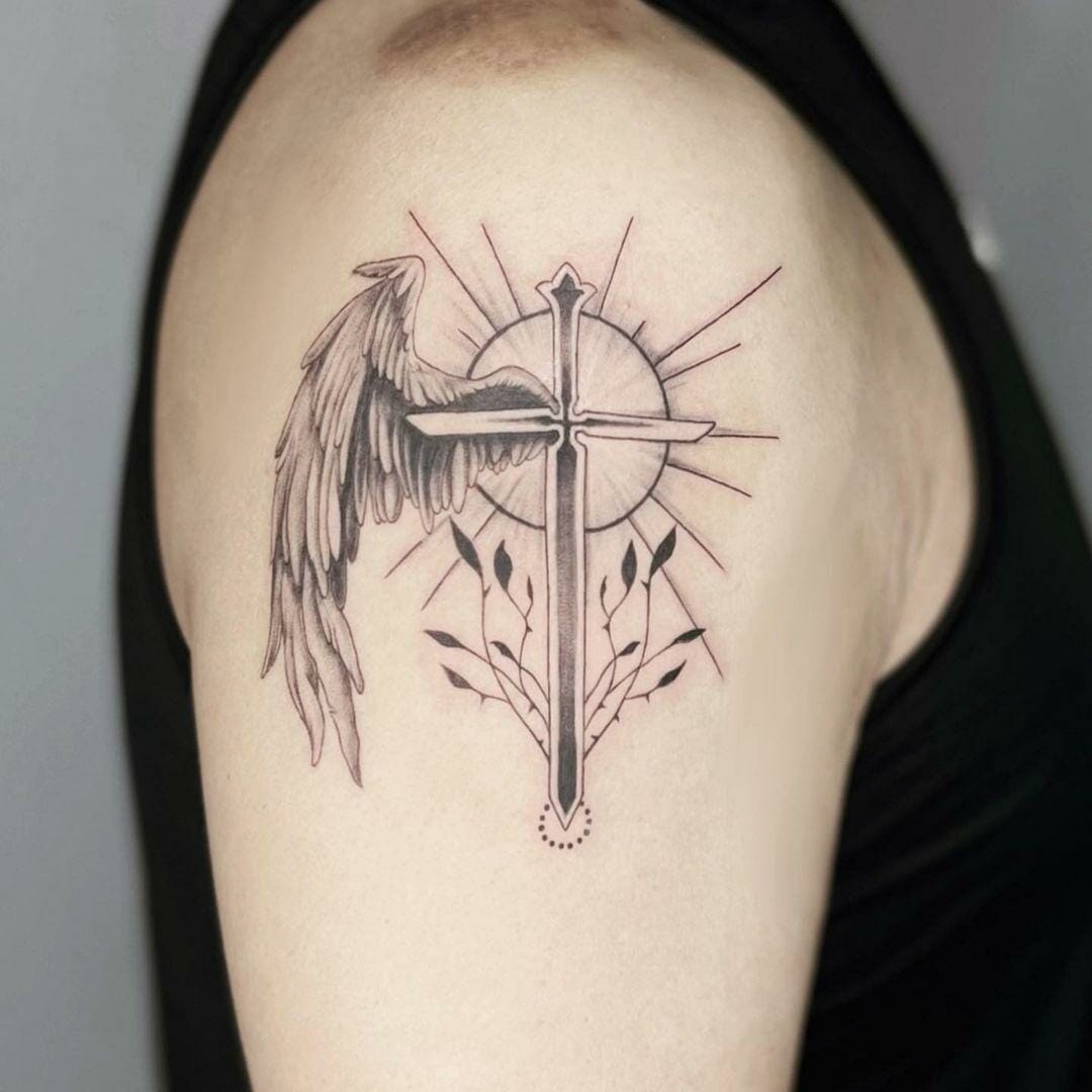 50 Cross Tattoo Concepts for Shoulder: Blending Faith and Aesthetics ...