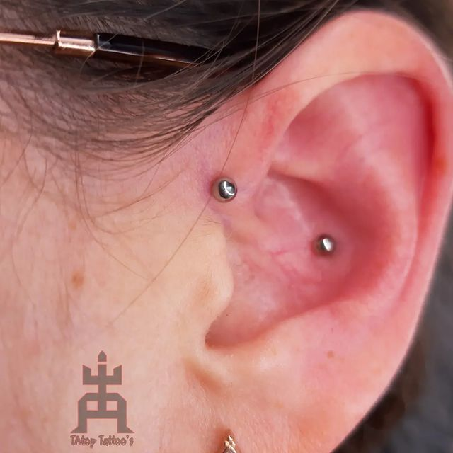 10+ Marvelous Forward Helix Piercing Design Ideas That You’ll Surely ...