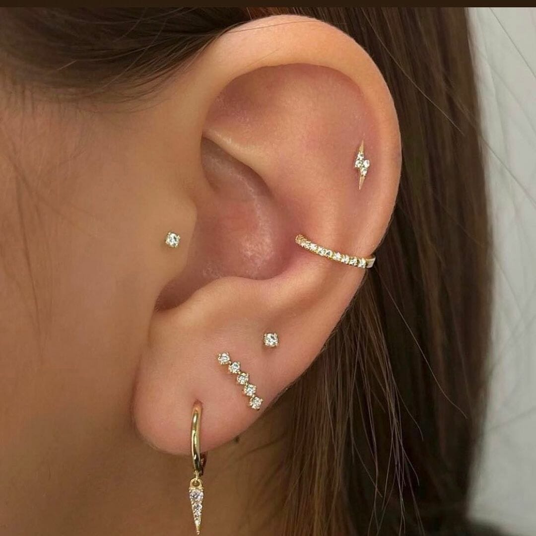 25+ Awe-Inspiring Tragus Piercing Ideas That You’ll Fall In Love With ...