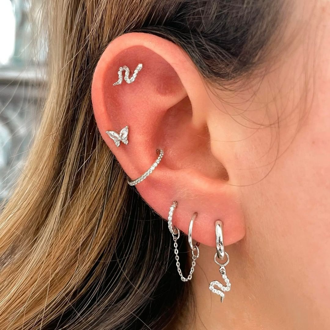 20+ Stunning Helix Piercing Designs That You’ll Adorn - Psycho Tats