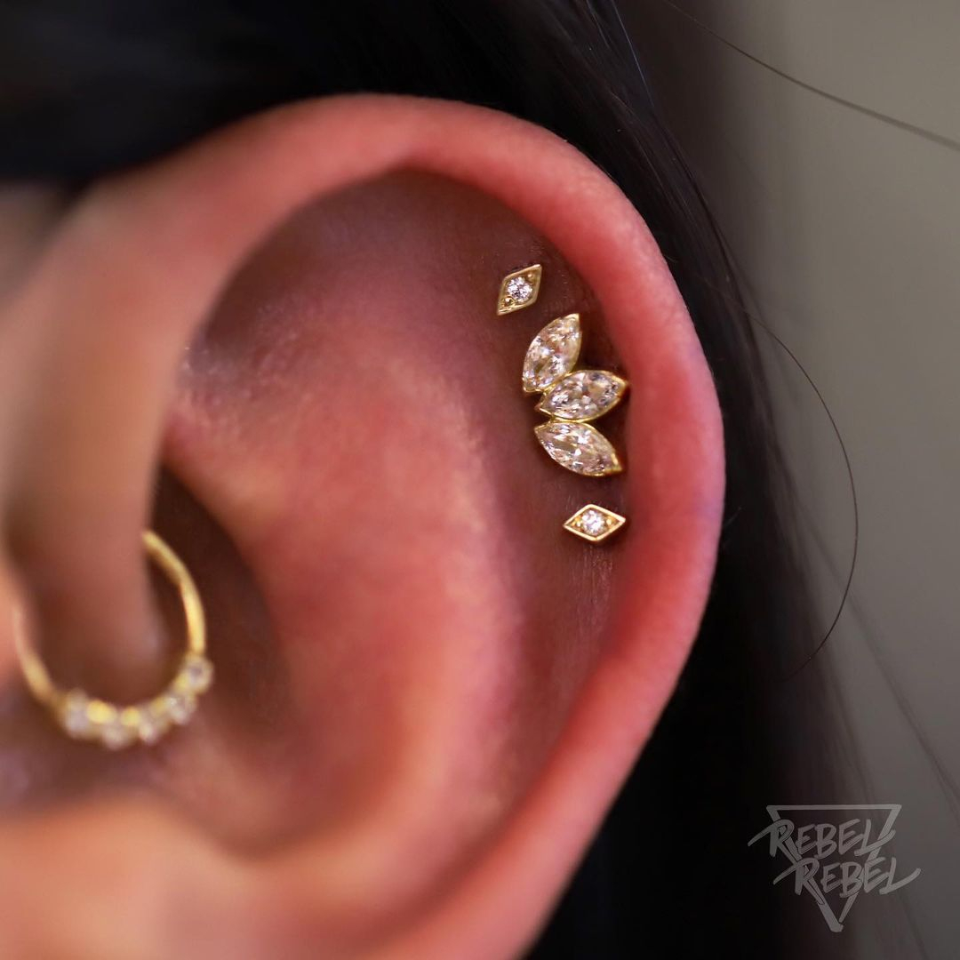 20+ Stunning Helix Piercing Designs That You’ll Adorn - Psycho Tats
