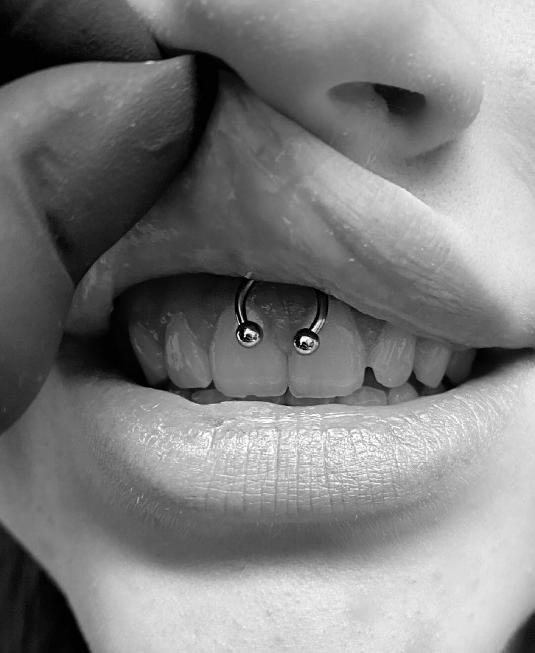 20+ Cool Smiley Piercing Ideas That Make You Look More Attractive ...