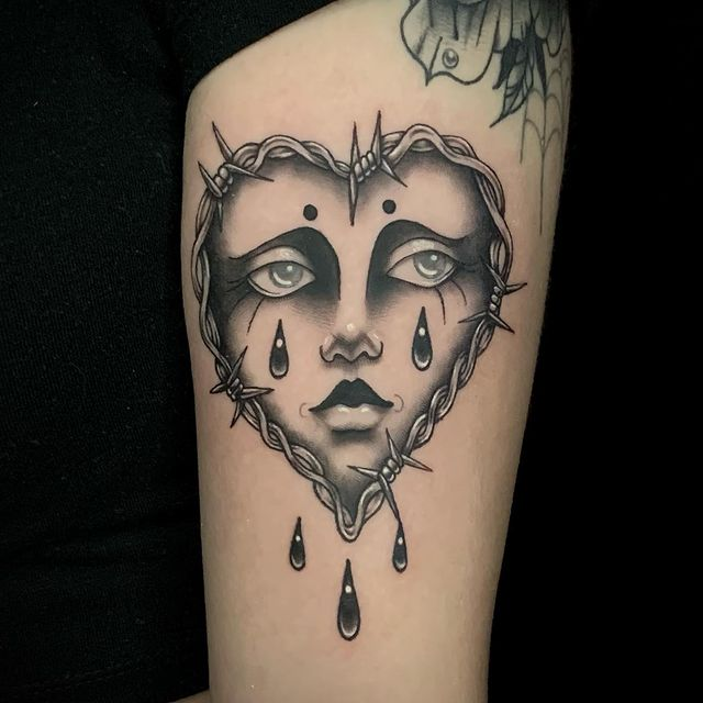 20+ Iconic Crying Heart Tattoo Designs That Portray The Broken Heart ...