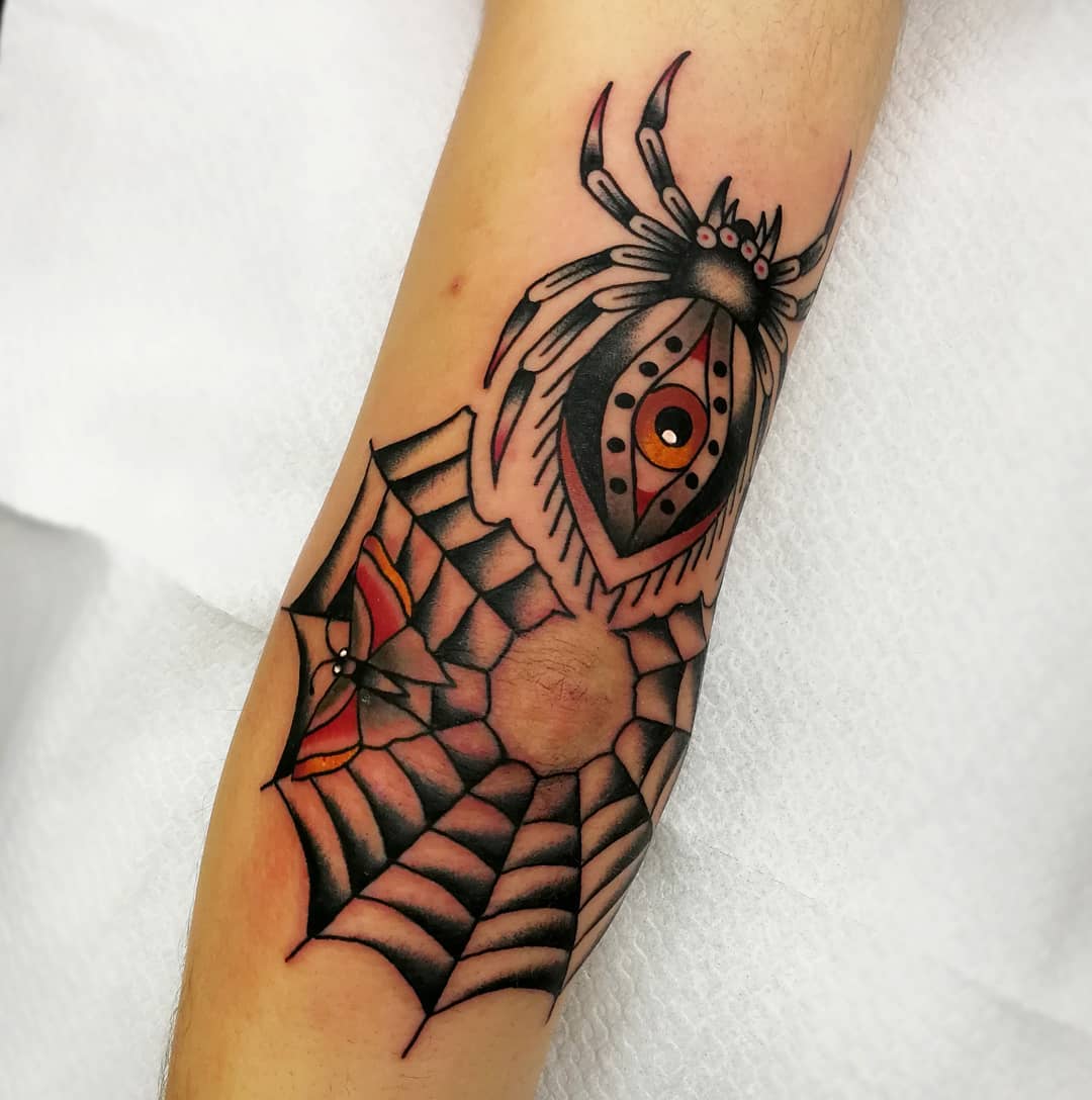 16 Inspiring Black Widow Tattoo Designs That Never Go Out Of Style ...