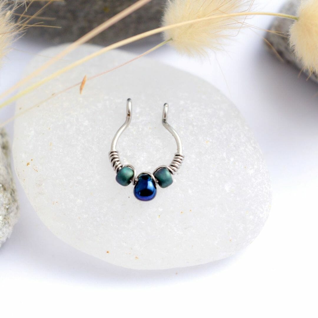 4+ Impressive Fake Septum Piercing Ideas That Give You An Authentic Look - Psycho Tats