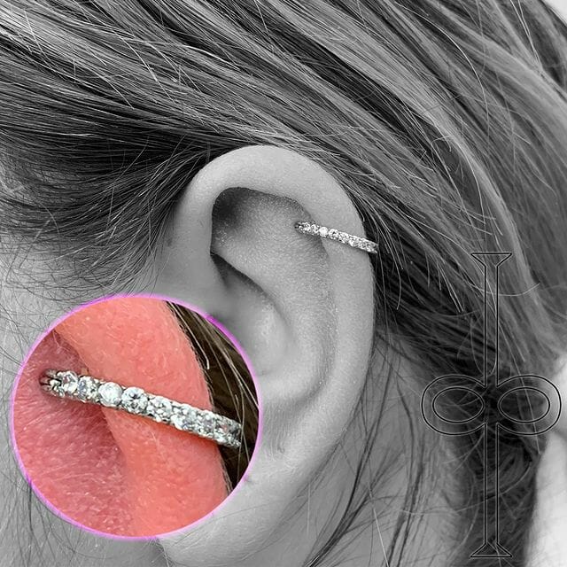 Which Piercing Should You Get? Single, Double, Triple Helix Piercing ...