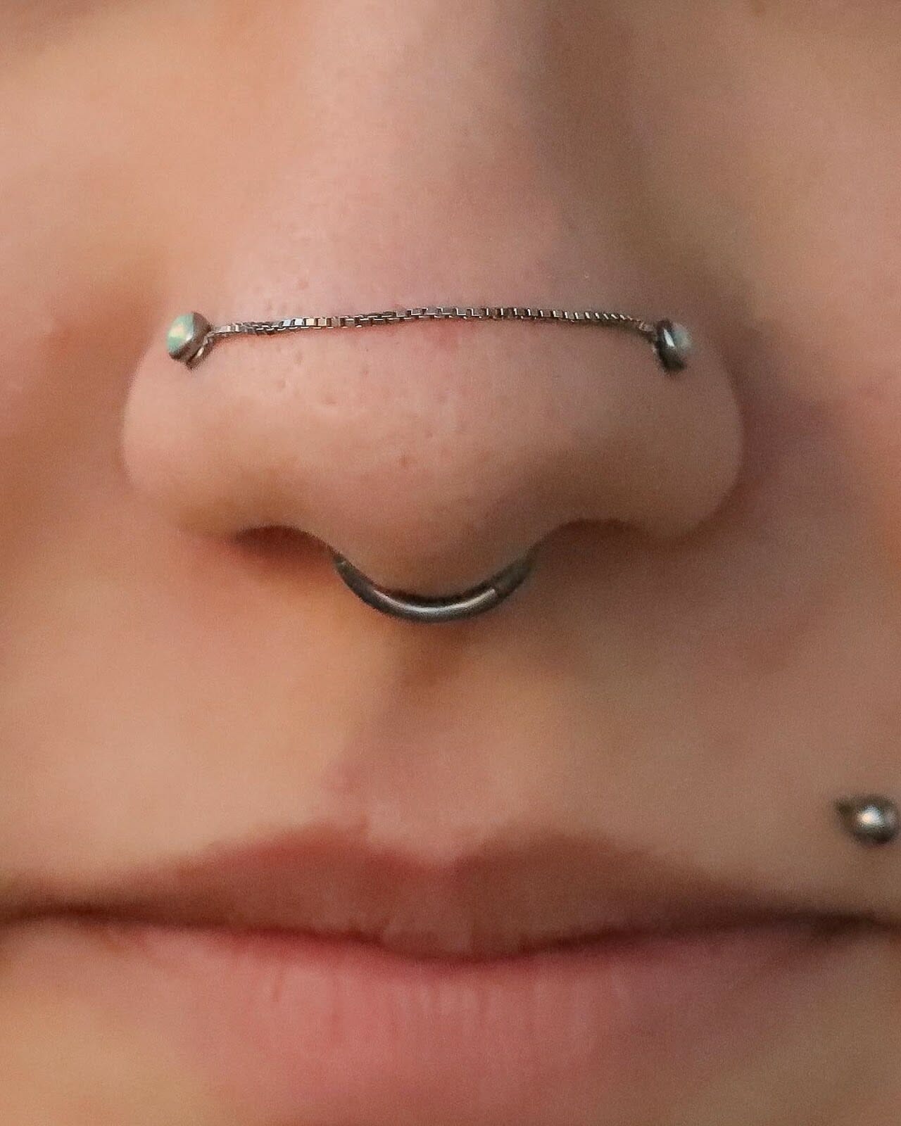 Nose Ring Stuck Tips And Methods To Remove It - Psycho Tats