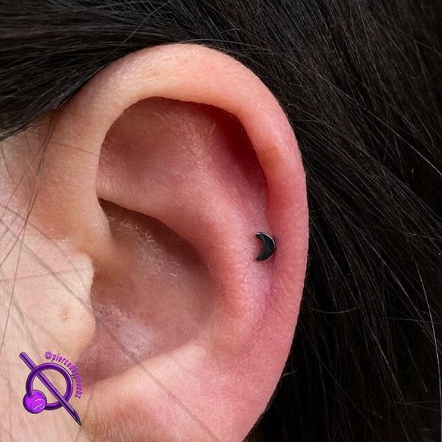 12+ Coolest Auricle Piercing Ideas That Will Leave You Mesmerized ...