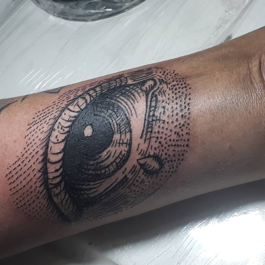 Is It Acceptable To Scratch A Tattoo? - Psycho Tats