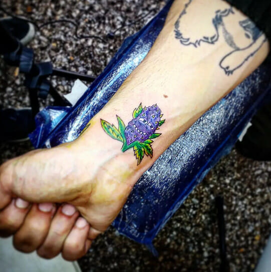 80 Modern Weed Tattoo Designs: Bridging Nature and Body Canvas - Psycho ...