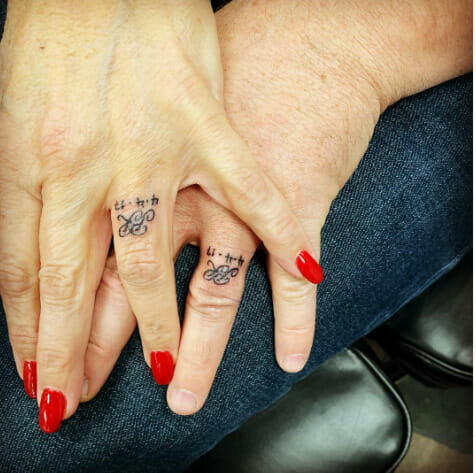 37 Gorgeous Wedding Ring Tattoos - Psycho Tats