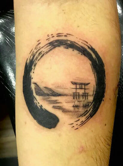 30 Amazing Enso Tattoo From Zen Philosophy - Psycho Tats
