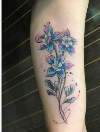 Beauty in Fluidity: Exploring the Meaning Behind Watercolor Flower ...