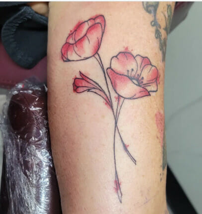 Beauty in Fluidity: Exploring the Meaning Behind Watercolor Flower ...