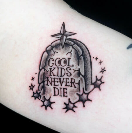 31 Tombstone Tattoo Designs That Are Unique and Personal To the Wearer ...