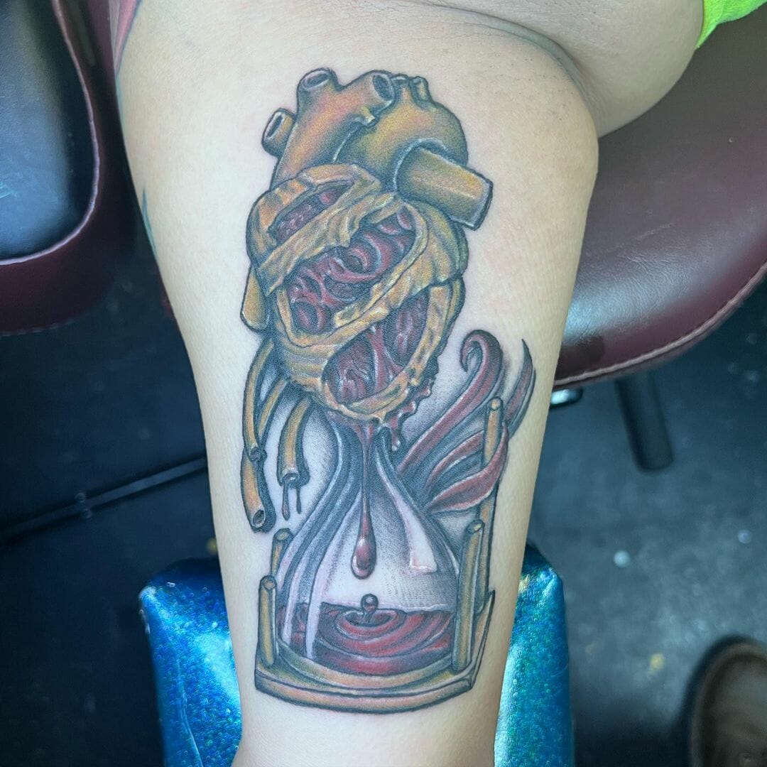 61 Visually Stunning Hourglass Tattoos Designs - Psycho Tats
