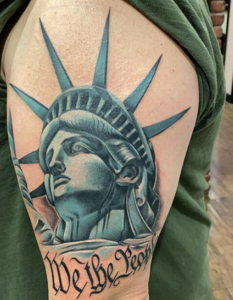 31 Statue of Liberty Tattoo Designs – A Tribute to the Iconic Lady of ...