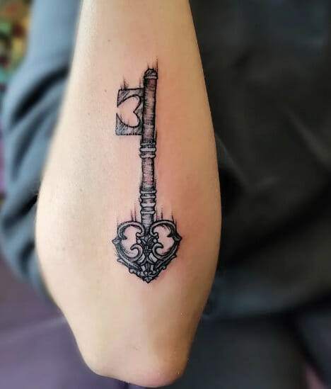 41 Skeleton Key Tattoo Designs Unlocking Passion with Ink - Psycho Tats