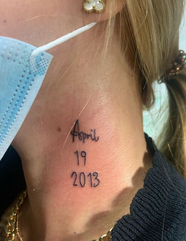 81 Neck Tattoos for Women- Elevate Your Style with Intricate Neck Ink ...