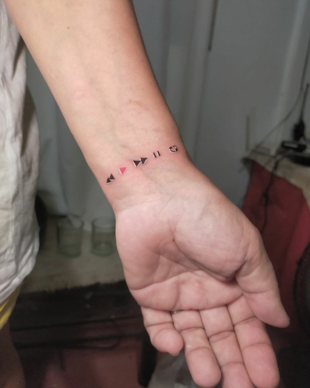 39 Play Pause Tattoos- Inked Reminders to Find Balance and Enjoy the ...