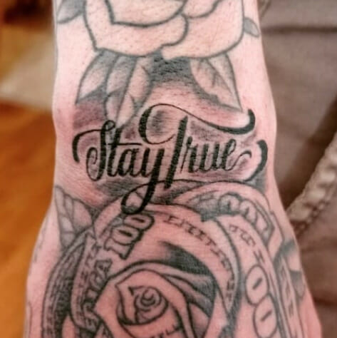 31 Stay True Tattoos – Inspiring Designs for Unwavering Self-Expression ...