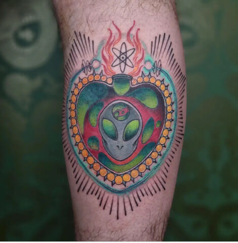 15 Alien Head Tattoo Designs That Are Out of This World - Psycho Tats